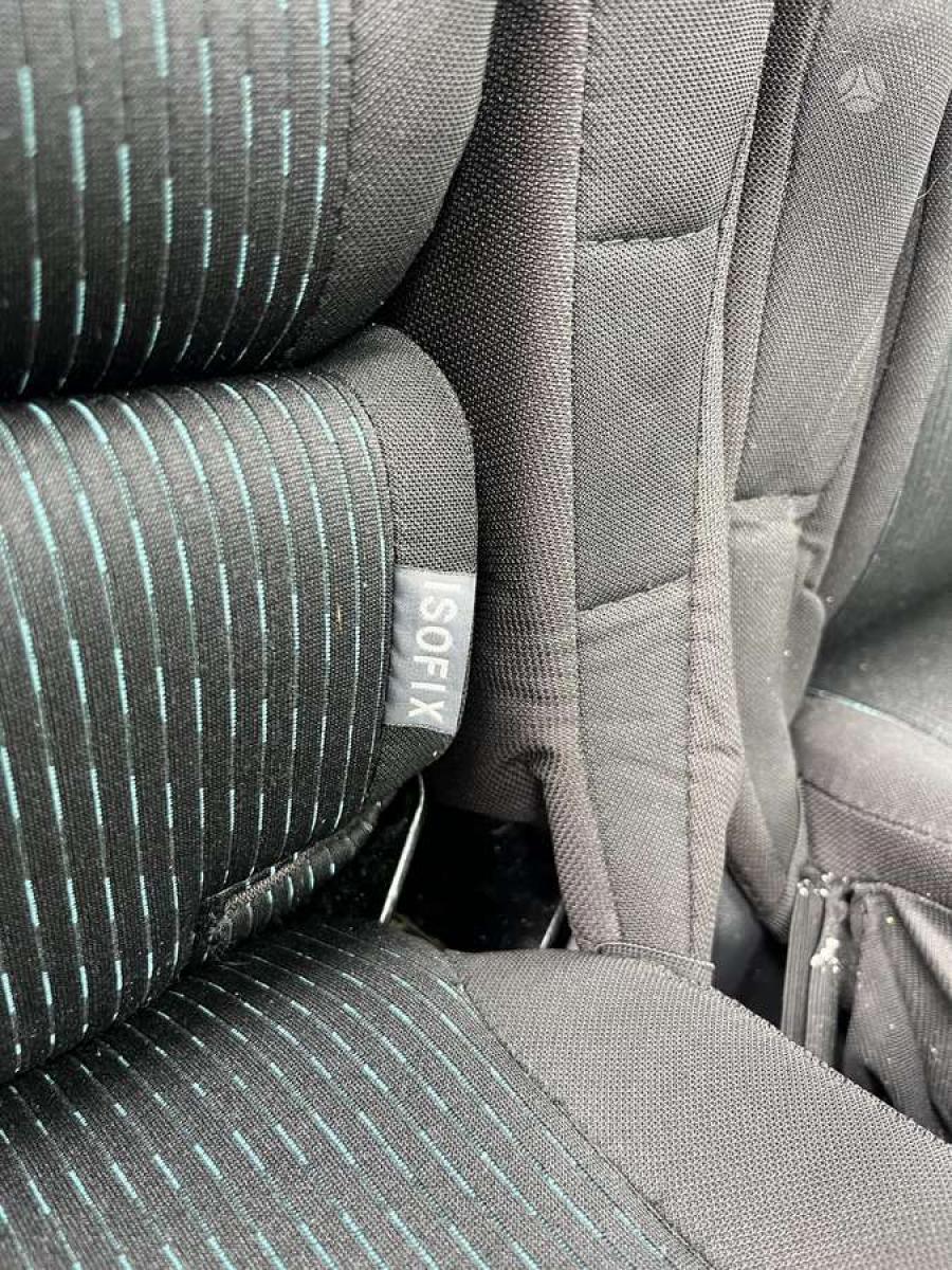 Grey Toyota Verso 2012 in Vilnius, with an engine capacity of 1.80 L and mileage of 277 thousand km for 7650 €, photo 22 on AUTOMOTO.COM.LV