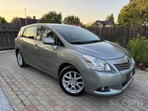 Pelēks Toyota Verso 2012 Ogre, ar dzinēja tilpumu 1.80 L un nobraukumu 225 tūkst. km par 7250 €, foto 5 vietnē AUTOMOTO.COM.LV