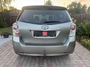 Pelēks Toyota Verso 2012 Ogre, ar dzinēja tilpumu 1.80 L un nobraukumu 225 tūkst. km par 7250 €, foto 9 vietnē AUTOMOTO.COM.LV