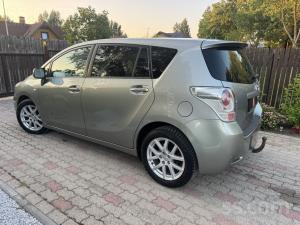 Pelēks Toyota Verso 2012 Ogre, ar dzinēja tilpumu 1.80 L un nobraukumu 225 tūkst. km par 7250 €, foto 11 vietnē AUTOMOTO.COM.LV