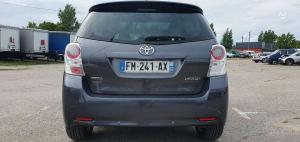 Grey Toyota Verso 2012 in Panevezys, with an engine capacity of 2.23 L and mileage of 221 thousand km for 5250 €, photo 7 on AUTOMOTO.COM.LV