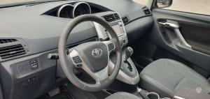 Grey Toyota Verso 2012 in Panevezys, with an engine capacity of 2.23 L and mileage of 221 thousand km for 5250 €, photo 11 on AUTOMOTO.COM.LV