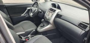 Grey Toyota Verso 2012 in Panevezys, with an engine capacity of 2.23 L and mileage of 221 thousand km for 5250 €, photo 12 on AUTOMOTO.COM.LV