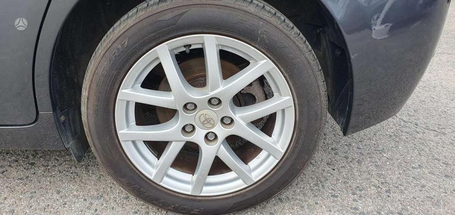 Grey Toyota Verso 2012 in Panevezys, with an engine capacity of 2.23 L and mileage of 221 thousand km for 5250 €, photo 14 on AUTOMOTO.COM.LV