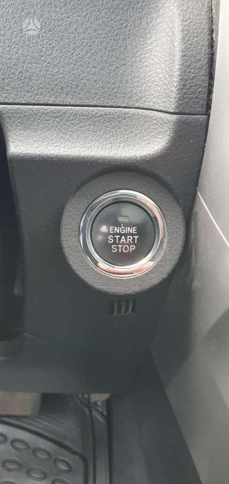 Grey Toyota Verso 2012 in Panevezys, with an engine capacity of 2.23 L and mileage of 221 thousand km for 5250 €, photo 25 on AUTOMOTO.COM.LV
