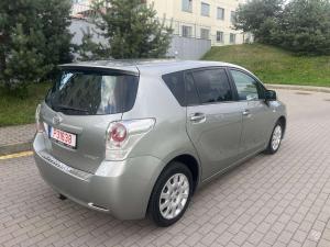 Pelēks Toyota Verso 2012 Viļņa, ar dzinēja tilpumu 2.00 L un nobraukumu 234 tūkst. km par 6350 €, foto 6 vietnē AUTOMOTO.COM.LV