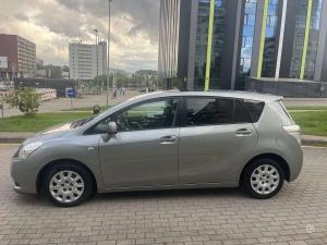 Pelēks Toyota Verso 2012 Viļņa, ar dzinēja tilpumu 2.00 L un nobraukumu 234 tūkst. km par 6350 €, foto 9 vietnē AUTOMOTO.COM.LV