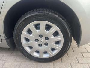 Pelēks Toyota Verso 2012 Viļņa, ar dzinēja tilpumu 2.00 L un nobraukumu 234 tūkst. km par 6350 €, foto 11 vietnē AUTOMOTO.COM.LV