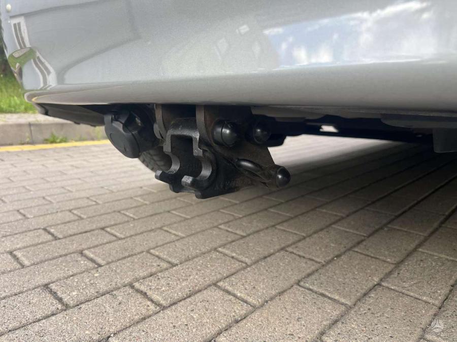 Pelēks Toyota Verso 2012 Viļņa, ar dzinēja tilpumu 2.00 L un nobraukumu 234 tūkst. km par 6350 €, foto 16 vietnē AUTOMOTO.COM.LV