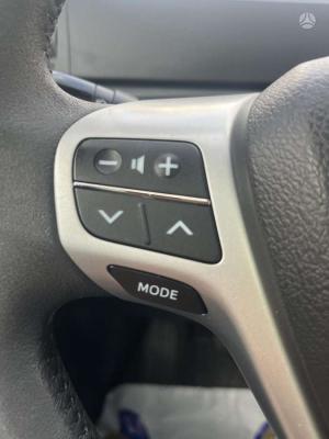 Pelēks Toyota Verso 2012 Viļņa, ar dzinēja tilpumu 2.00 L un nobraukumu 234 tūkst. km par 6350 €, foto 33 vietnē AUTOMOTO.COM.LV