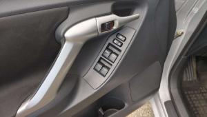 Grey Toyota Verso 2012 in Vilnius, with an engine capacity of 2.00 L and mileage of 223 thousand km for 4800 €, photo 14 on AUTOMOTO.COM.LV