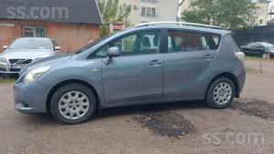 Pelēks Toyota Verso 2012 Daugavpils, ar dzinēja tilpumu 1.60 L un nobraukumu 0 tūkst. km par 5500 €, foto 11 vietnē AUTOMOTO.COM.LV
