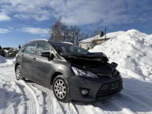 Pelēks Toyota Verso 2013 Radviliškis, ar dzinēja tilpumu 1.80 L un nobraukumu 236 tūkst. km par 5650 €, foto 2 vietnē AUTOMOTO.COM.LV