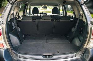 Grey Toyota Verso 2013 in Riga, with an engine capacity of 2.00 L and mileage of 123 thousand km for 5590 €, photo 9 on AUTOMOTO.COM.LV