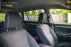 Grey Toyota Verso 2013 in Riga, with an engine capacity of 2.00 L and mileage of 123 thousand km for 5590 €, photo 13 on AUTOMOTO.COM.LV