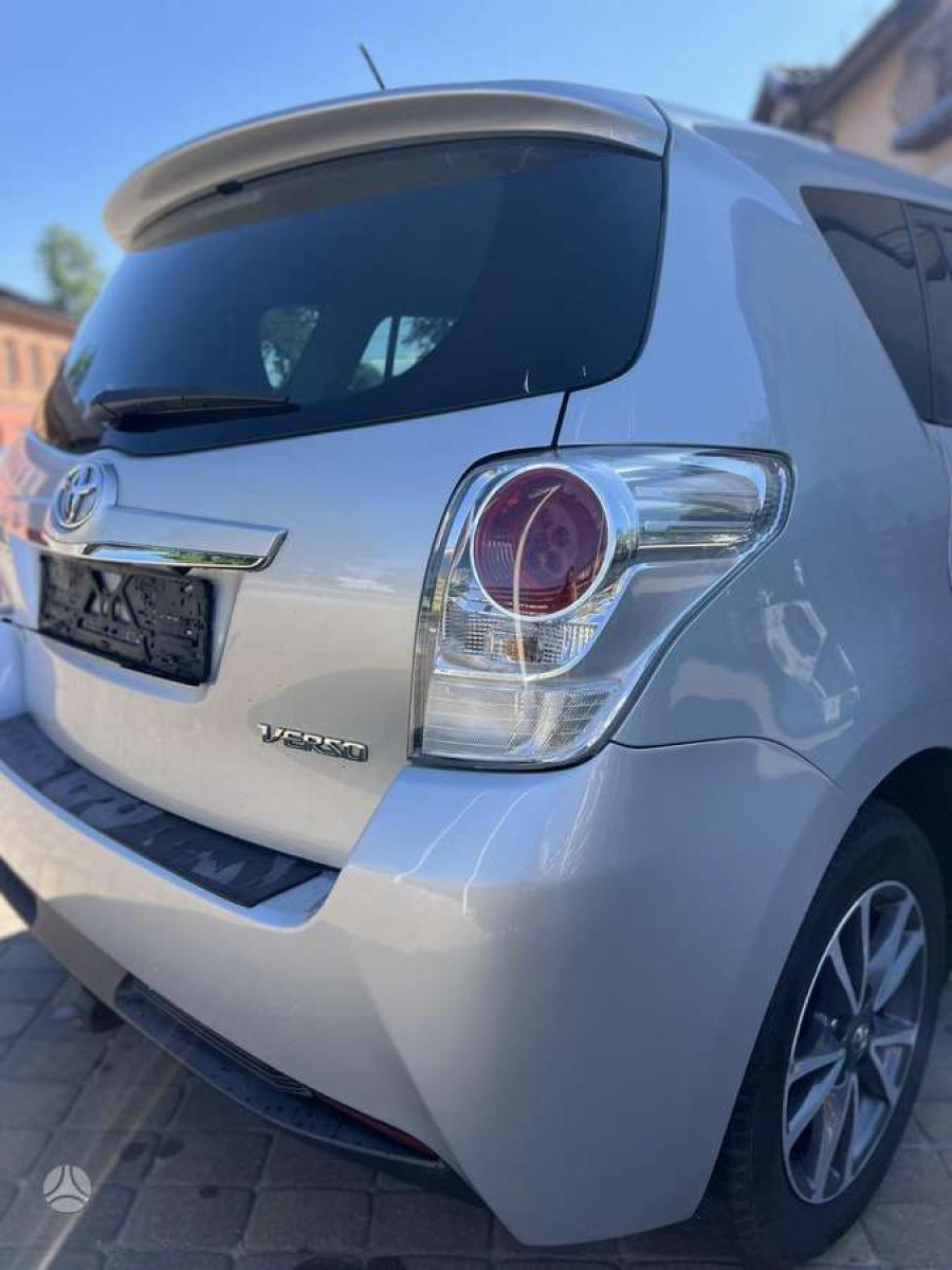 Pelēks Toyota Verso 2013 Ukmergė, ar dzinēja tilpumu 1.80 L un nobraukumu 256 tūkst. km par 7550 €, foto 11 vietnē AUTOMOTO.COM.LV
