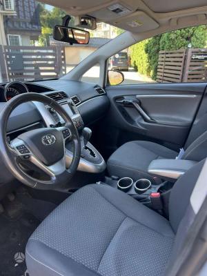 Pelēks Toyota Verso 2013 Ukmergė, ar dzinēja tilpumu 1.80 L un nobraukumu 256 tūkst. km par 7550 €, foto 13 vietnē AUTOMOTO.COM.LV