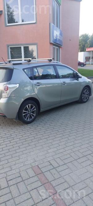 Pelēks Toyota Verso 2013 Kuldīga, ar dzinēja tilpumu 1.80 L un nobraukumu 232 tūkst. km par 5500 €, foto 5 vietnē AUTOMOTO.COM.LV