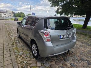 Grey Toyota Verso 2013 in Riga, with an engine capacity of 2.00 L and mileage of 205 thousand km for 5500 €, photo 8 on AUTOMOTO.COM.LV
