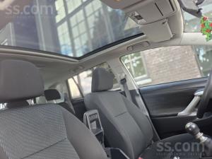 Grey Toyota Verso 2013 in Riga, with an engine capacity of 2.00 L and mileage of 205 thousand km for 5500 €, photo 22 on AUTOMOTO.COM.LV