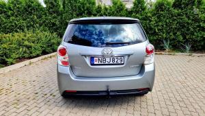 Pelēks Toyota Verso 2013 Viļņa, ar dzinēja tilpumu 2.00 L un nobraukumu 269 tūkst. km par 5800 €, foto 7 vietnē AUTOMOTO.COM.LV