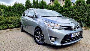 Pelēks Toyota Verso 2013 Viļņa, ar dzinēja tilpumu 2.00 L un nobraukumu 269 tūkst. km par 5800 €, foto 9 vietnē AUTOMOTO.COM.LV
