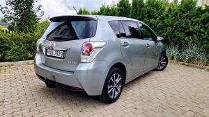 Pelēks Toyota Verso 2013 Viļņa, ar dzinēja tilpumu 2.00 L un nobraukumu 269 tūkst. km par 5800 €, foto 11 vietnē AUTOMOTO.COM.LV