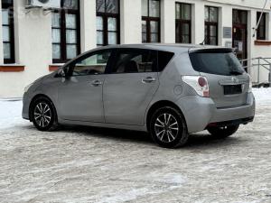 Pelēks Toyota Verso 2014 Jelgava, ar dzinēja tilpumu 2.00 L un nobraukumu 191 tūkst. km par 6950 €, foto 12 vietnē AUTOMOTO.COM.LV