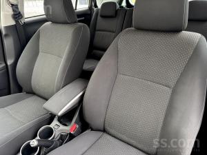 Pelēks Toyota Verso 2014 Jelgava, ar dzinēja tilpumu 2.00 L un nobraukumu 191 tūkst. km par 6950 €, foto 24 vietnē AUTOMOTO.COM.LV