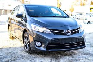 Pelēks Toyota Verso 2014 Kretinga, ar dzinēja tilpumu 1.60 L un nobraukumu 202 tūkst. km par 6850 €, foto 3 vietnē AUTOMOTO.COM.LV