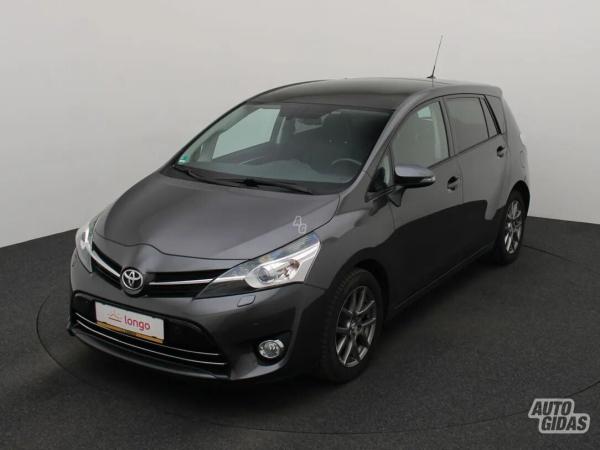 Pelēks Toyota Verso 2014 Viļņa, ar dzinēja tilpumu 1.60 L un nobraukumu 188 tūkst. km par 7699 €, foto 1 vietnē AUTOMOTO.COM.LV