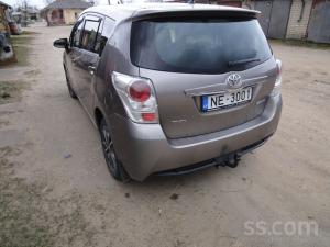Pelēks Toyota Verso 2014 Rīga, ar dzinēja tilpumu 1.60 L un nobraukumu 217 tūkst. km par 5150 €, foto 4 vietnē AUTOMOTO.COM.LV