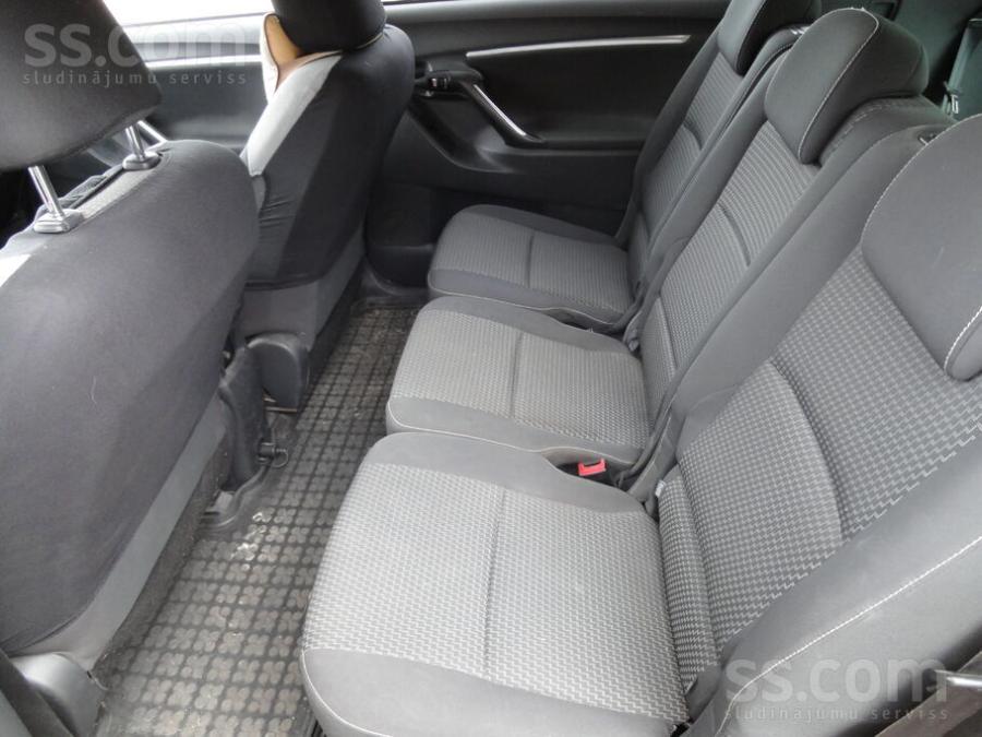 Pelēks Toyota Verso 2014 Rīga, ar dzinēja tilpumu 1.60 L un nobraukumu 217 tūkst. km par 5150 €, foto 7 vietnē AUTOMOTO.COM.LV