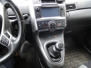 Pelēks Toyota Verso 2014 Rīga, ar dzinēja tilpumu 1.60 L un nobraukumu 217 tūkst. km par 5150 €, foto 12 vietnē AUTOMOTO.COM.LV