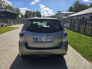 Grey Toyota Verso 2014 in Riga, with an engine capacity of 1.60 L and mileage of 193 thousand km for 6500 €, photo 9 on AUTOMOTO.COM.LV