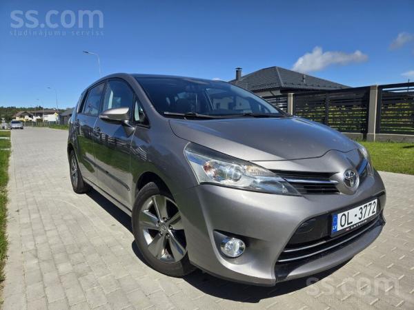 Pelēks Toyota Verso 2014 Rīga, ar dzinēja tilpumu 1.60 L un nobraukumu 193 tūkst. km par 6500 €, foto 10 vietnē AUTOMOTO.COM.LV
