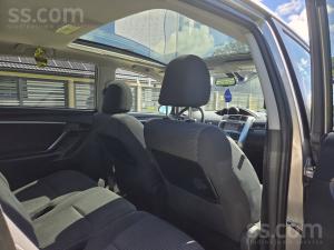 Grey Toyota Verso 2014 in Riga, with an engine capacity of 1.60 L and mileage of 193 thousand km for 6500 €, photo 15 on AUTOMOTO.COM.LV