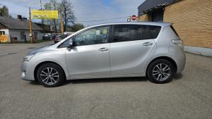 Grey Toyota Verso 2014 in Riga, with an engine capacity of 1.60 L and mileage of 194 thousand km for 6950 €, photo 9 on AUTOMOTO.COM.LV