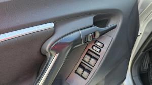 Grey Toyota Verso 2014 in Riga, with an engine capacity of 1.60 L and mileage of 194 thousand km for 6950 €, photo 13 on AUTOMOTO.COM.LV