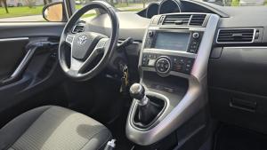 Grey Toyota Verso 2014 in Riga, with an engine capacity of 1.60 L and mileage of 194 thousand km for 6950 €, photo 17 on AUTOMOTO.COM.LV