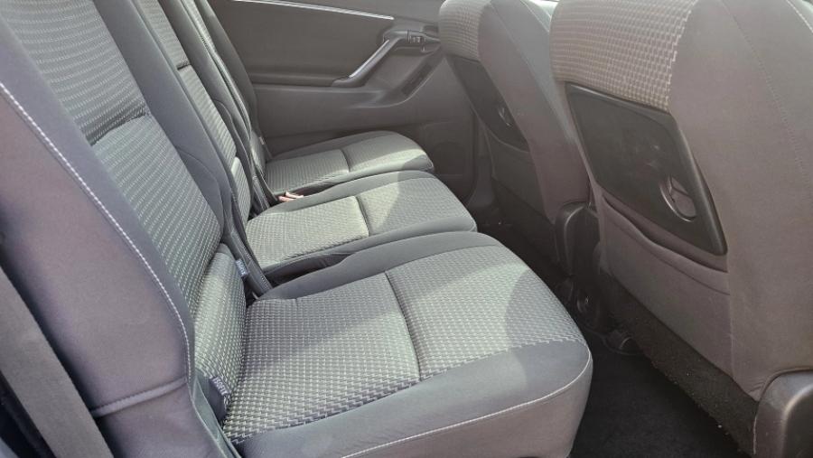 Grey Toyota Verso 2014 in Riga, with an engine capacity of 1.60 L and mileage of 194 thousand km for 6950 €, photo 23 on AUTOMOTO.COM.LV