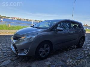 Pelēks Toyota Verso 2014 Rīga, ar dzinēja tilpumu 1.60 L un nobraukumu 192 tūkst. km par 6490 €, foto 10 vietnē AUTOMOTO.COM.LV