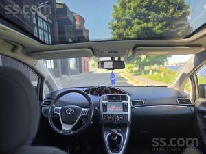 Pelēks Toyota Verso 2014 Rīga, ar dzinēja tilpumu 1.60 L un nobraukumu 192 tūkst. km par 6490 €, foto 13 vietnē AUTOMOTO.COM.LV