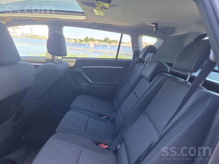 Pelēks Toyota Verso 2014 Rīga, ar dzinēja tilpumu 1.60 L un nobraukumu 192 tūkst. km par 6490 €, foto 15 vietnē AUTOMOTO.COM.LV