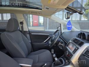 Pelēks Toyota Verso 2014 Rīga, ar dzinēja tilpumu 1.60 L un nobraukumu 192 tūkst. km par 6490 €, foto 18 vietnē AUTOMOTO.COM.LV
