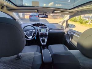 Pelēks Toyota Verso 2014 Šauļi, ar dzinēja tilpumu 1.60 L un nobraukumu 220 tūkst. km par 5700 €, foto 3 vietnē AUTOMOTO.COM.LV