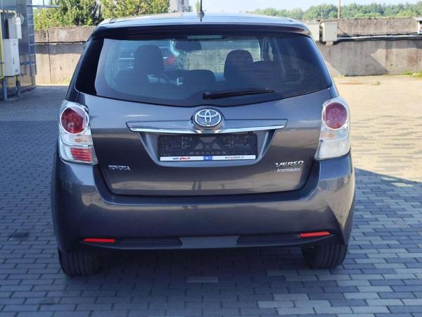 Pelēks Toyota Verso 2014 Šauļi, ar dzinēja tilpumu 1.60 L un nobraukumu 220 tūkst. km par 5700 €, foto 6 vietnē AUTOMOTO.COM.LV