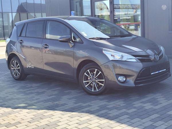 Pelēks Toyota Verso 2014 Šauļi, ar dzinēja tilpumu 1.60 L un nobraukumu 220 tūkst. km par 5700 €, foto 9 vietnē AUTOMOTO.COM.LV
