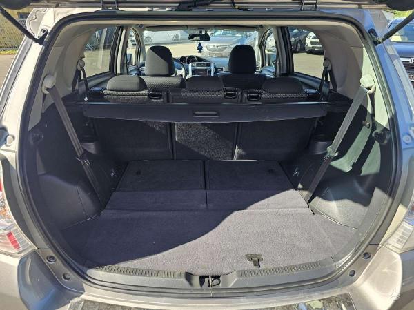 Pelēks Toyota Verso 2014 Ukmergė, ar dzinēja tilpumu 1.60 L un nobraukumu 240 tūkst. km par 5250 €, foto 2 vietnē AUTOMOTO.COM.LV