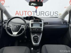 Pelēks Toyota Verso 2014 Tauragė, ar dzinēja tilpumu 2.00 L un nobraukumu 141 tūkst. km par 6700 €, foto 16 vietnē AUTOMOTO.COM.LV